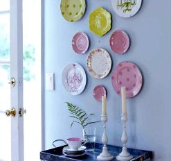 Plate Collages (The Art of Creative Plate Hanging) - The Decorologist