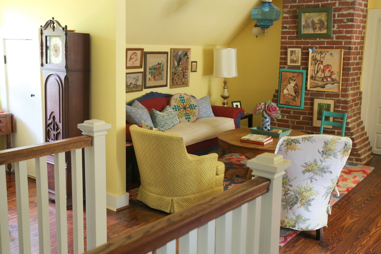 How Hawthorne Yellow Brightened a Dark Space in a Remodel